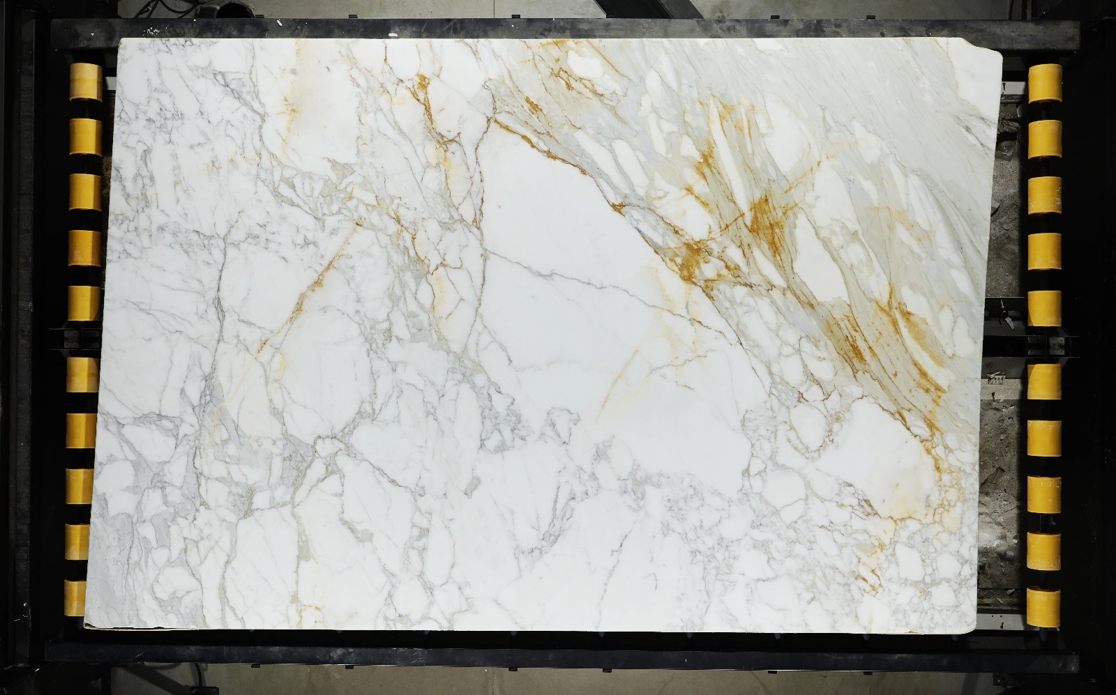 Calacatta Oro Marble | Almaz Worktops