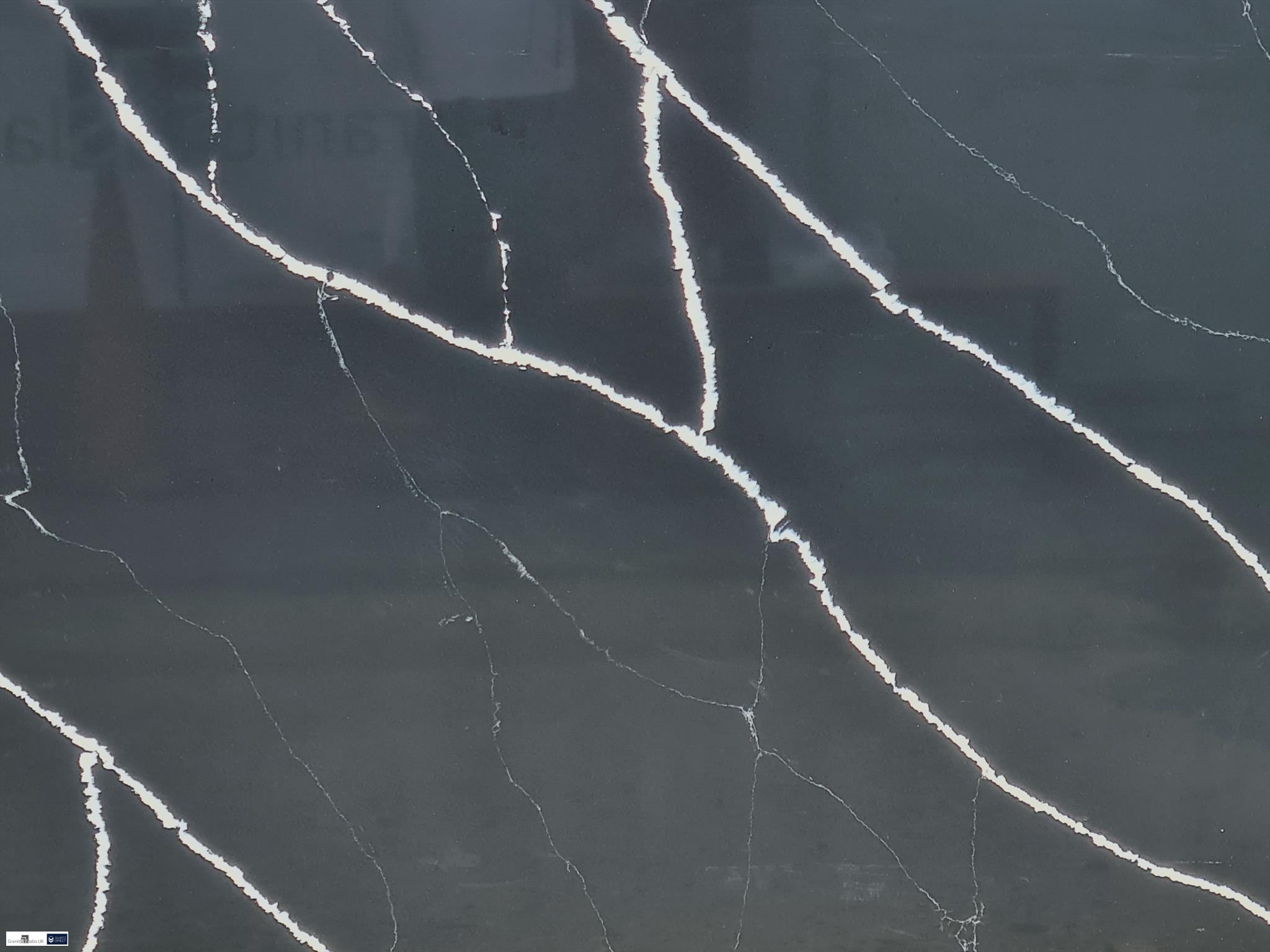 Nero Marquina Quartz | Almaz Worktops
